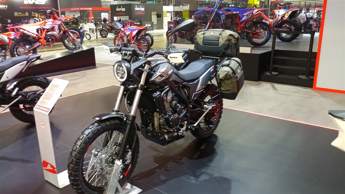 Nuova Beta ALP 4.0 e ALP X 2025 foto prezzo scheda tecnica velocità massima presentazione ufficiale